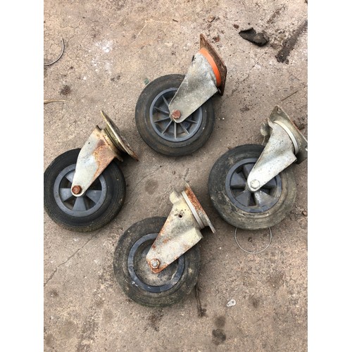 MOD - Set of 4 caster wheels.