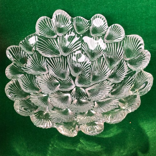 Royal Copenhagen Scallop or cockle fruit bowl.