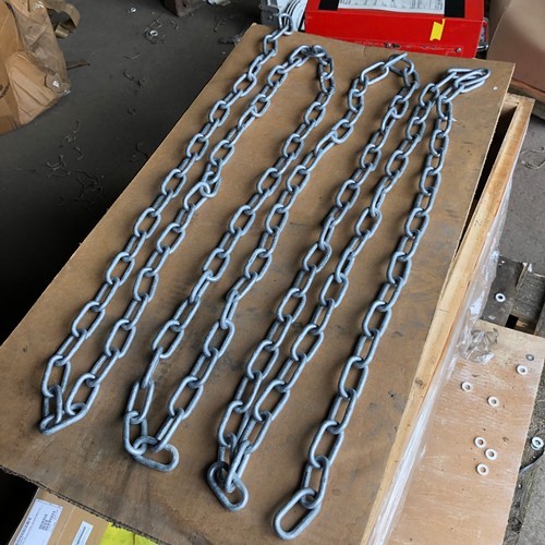 MOD - 7 mm welded galvanised steel chain. Length 20 foot rated to 900kgs.