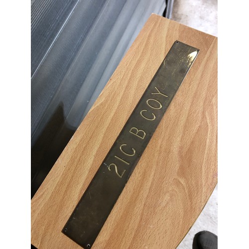 Brass military door plaque. 21 Comando B Company