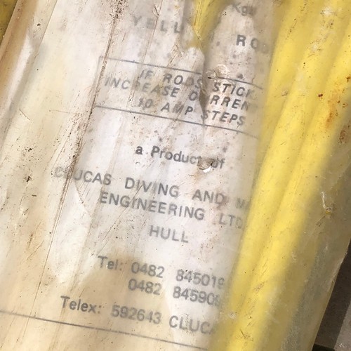 MOD - Quantity of kerry rods for under water metal cutting.