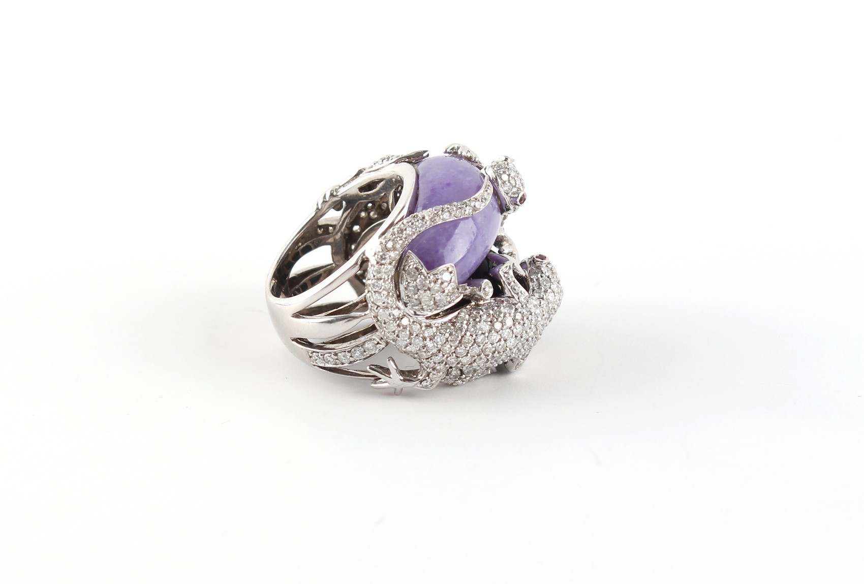 A large modern 18ct white gold diamond & hardstone lizard ring, the two lizards or newts with ruby e