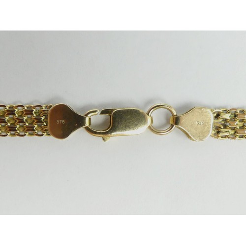9ct gold collarette necklace, 13 grams. 40 cm x 6.3 mm. UK Postage £12.