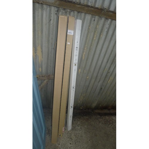 6 x Newlec batten lamps each approx 5ft / 153cm long