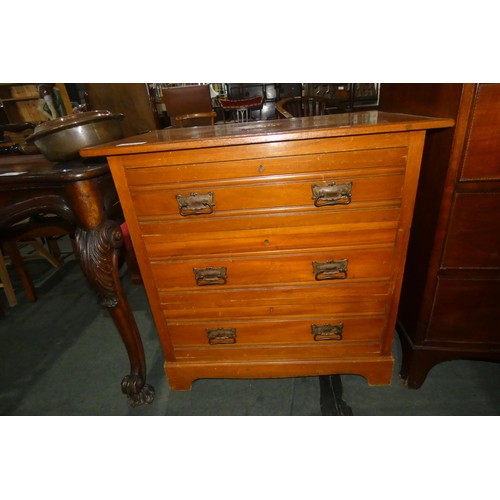 An Edwardian satin walnut chest of drawers. measuring approx 84cm high ...