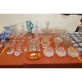 A quantity of miscellaneous decorative glassware