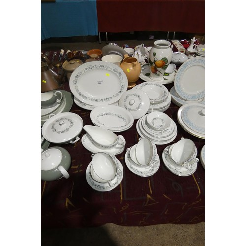 2 separate Wedgewood part dinner services and a part Royal Doulton dinner service