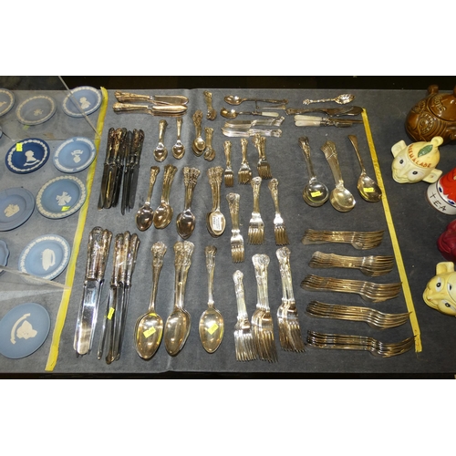 A large quantity of shell and fiddle pattern silver plated cutlery
