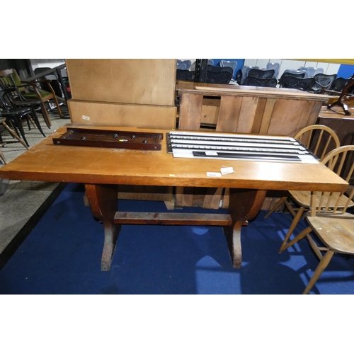 1 x wooden kitchen table approx 160 x 68 x 78cm high - Possibly Elm ...