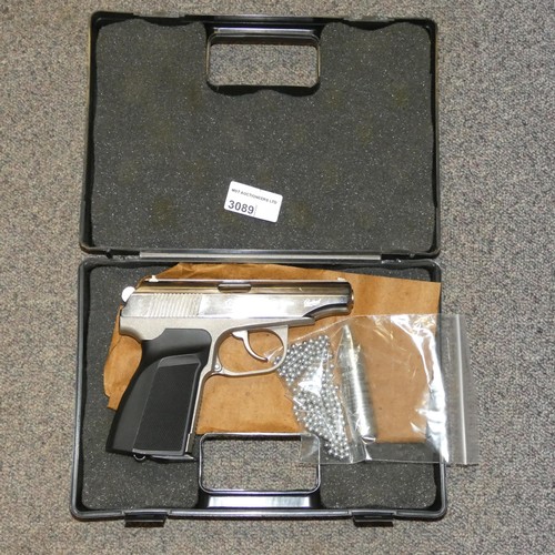 A HWG DE, MP-654K 4.5mm BB gun with carry case. Only for sale to ...