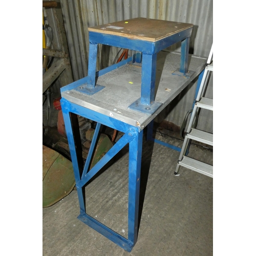 1 x blue metal work bench approx 93 x 39 x 84cm high and 1 x blue metal ...