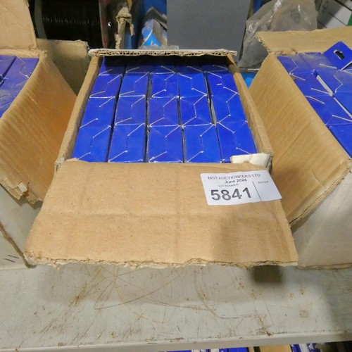 1 x box containing approx 100 x SCP HSS bi-metal hole saws 25mm