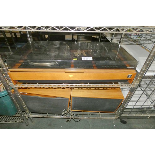 A vintage Dynatron stereo system with speakers, please see pictures for ...