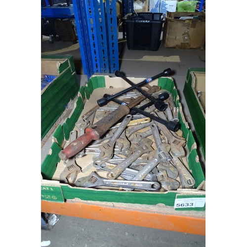 1 box containing a quantity of adjustable wrenches, 2 x Sealey wheel ...