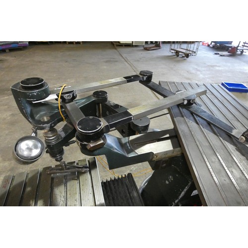 1 x Newing-Hall model K pantograph engraver 3ph with 1 x engraving vice ...