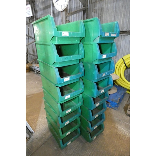 16 x SSI green plastic stacking storage bins size 532 each approx 31 x ...
