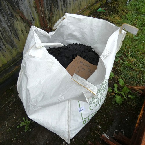 1 x Dumpy bag containing a quantity of short black elastic strips each ...