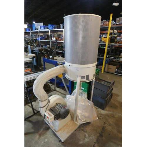 1 x Axminster 310451 single bag dust extractor 240v