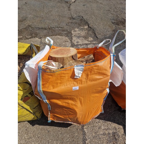 1 x dumpy bag containing a quantity of wood offcuts