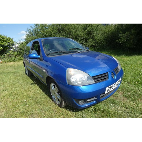 Renault Clio Campus Sport 16V Registration number: BN57 TGF, V5 ...