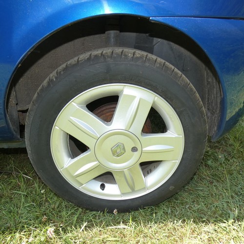 Renault Clio Campus Sport 16V Registration number: BN57 TGF, V5 ...