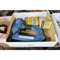 1 box containing 1 x BeA pneumatic stapler and 2 x boxes of staples