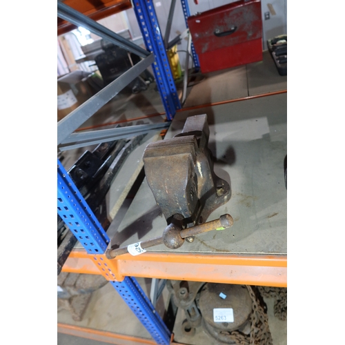 1 x Record bench vice 4.25 inch