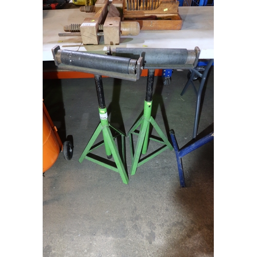 2 x adjustable height roller stands
