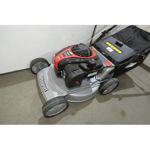 1 x unused Masport Series self propelled lawnmower powered by a Briggs ...