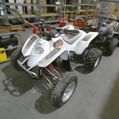 1 x Apache Lightning F100S liquid cooled petrol engine quad bike ...
