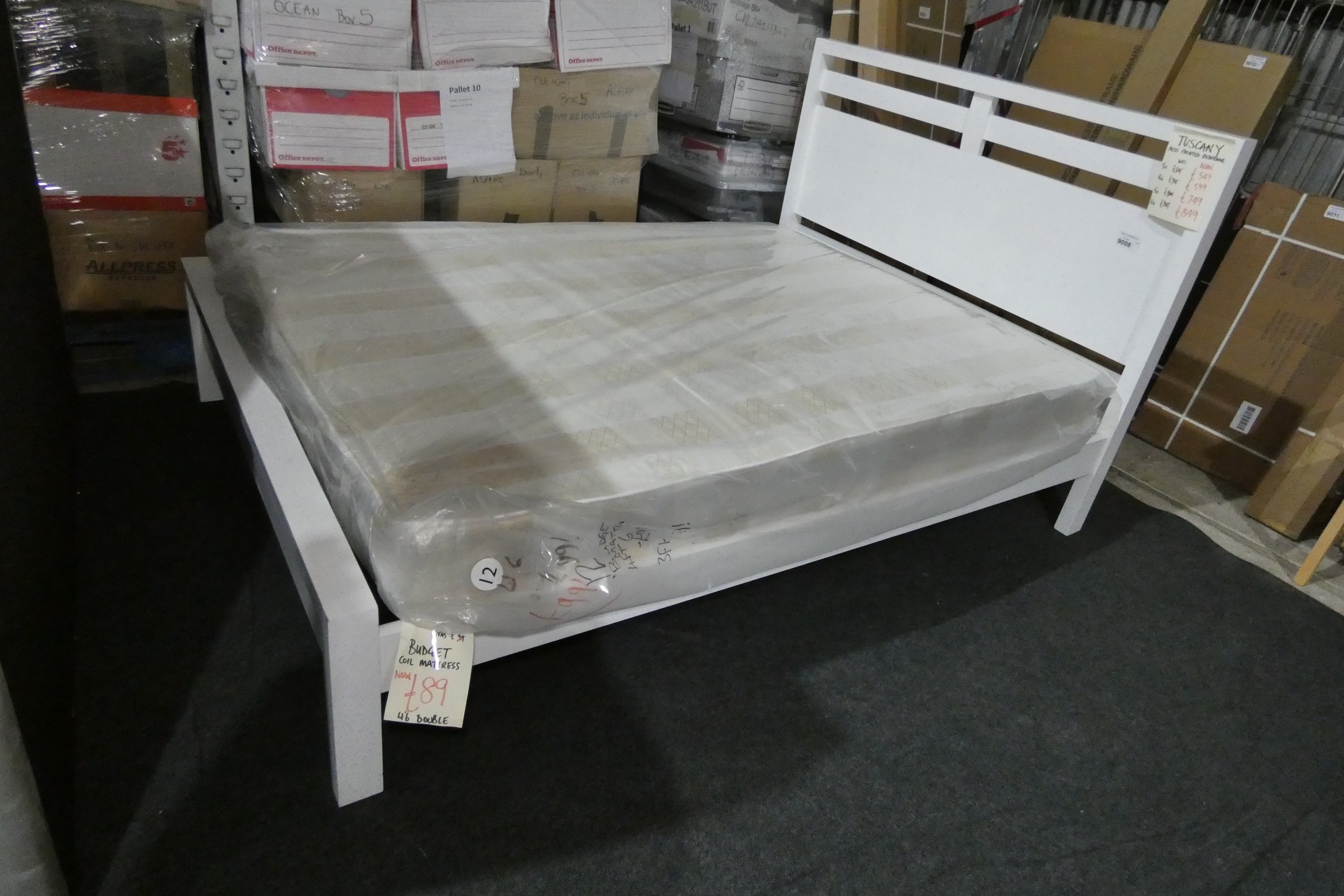 A Tuscany Alto 4ft 6inch white painted double bed frame RRP £599 and a ...