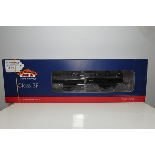 1 x Bachmann Class 3F 43474, Model number: 31-625, 00 gauge locomotive