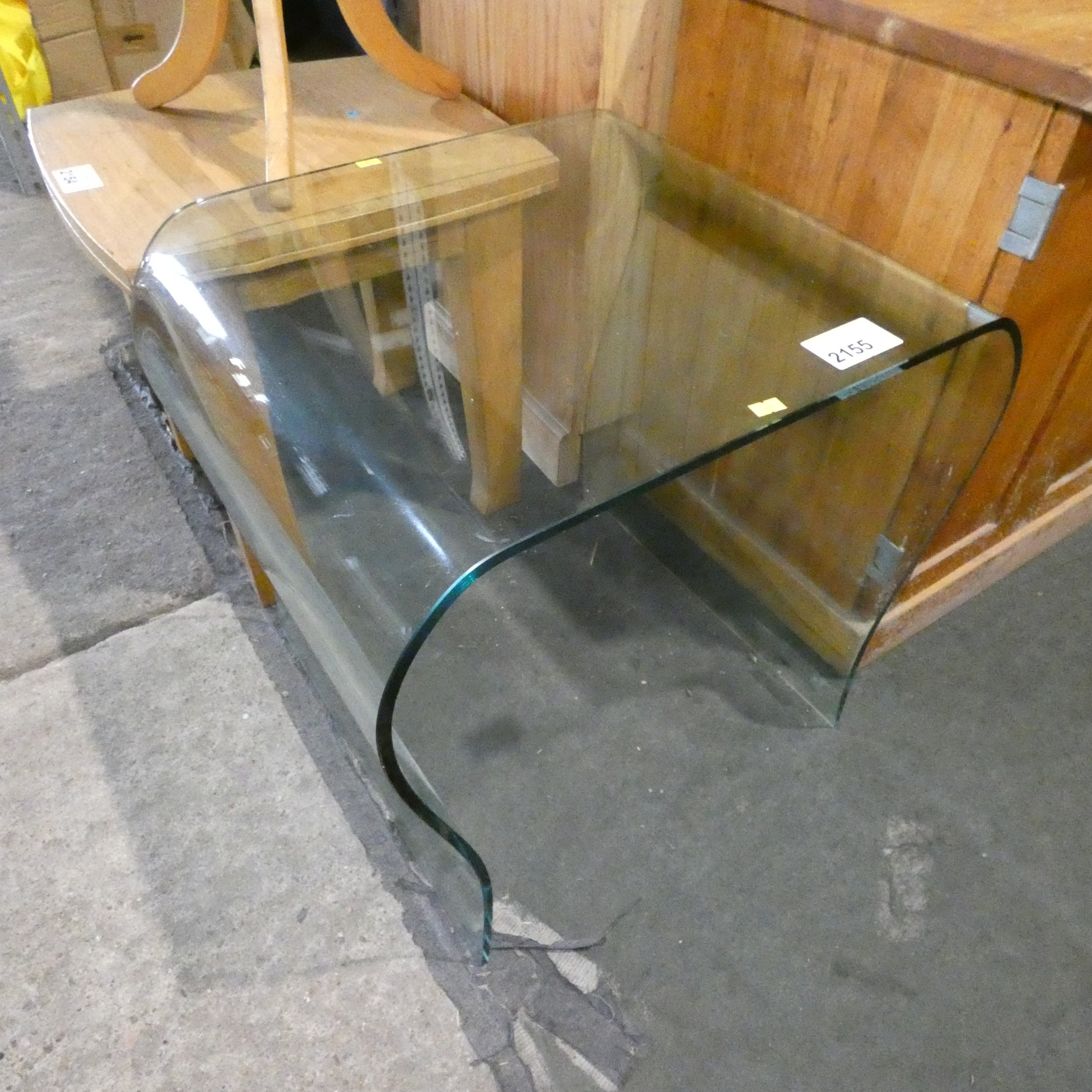 1 x glass coffee table approx 50 x 60 x 56cm high