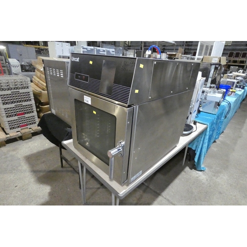 A commercial stainless steel counter top combi oven by Lincat type CSII ...