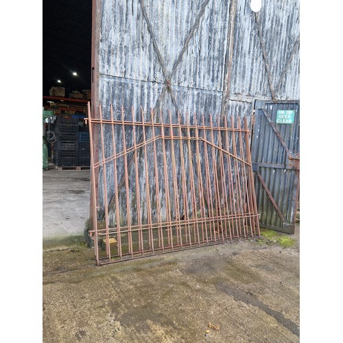 2 x metal driveway gates each measuring approx 8ft / 244cm