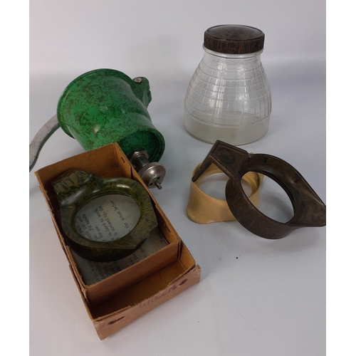 A Jubilee cream maker with a lovely Bakelite green-fleck body and cream ...