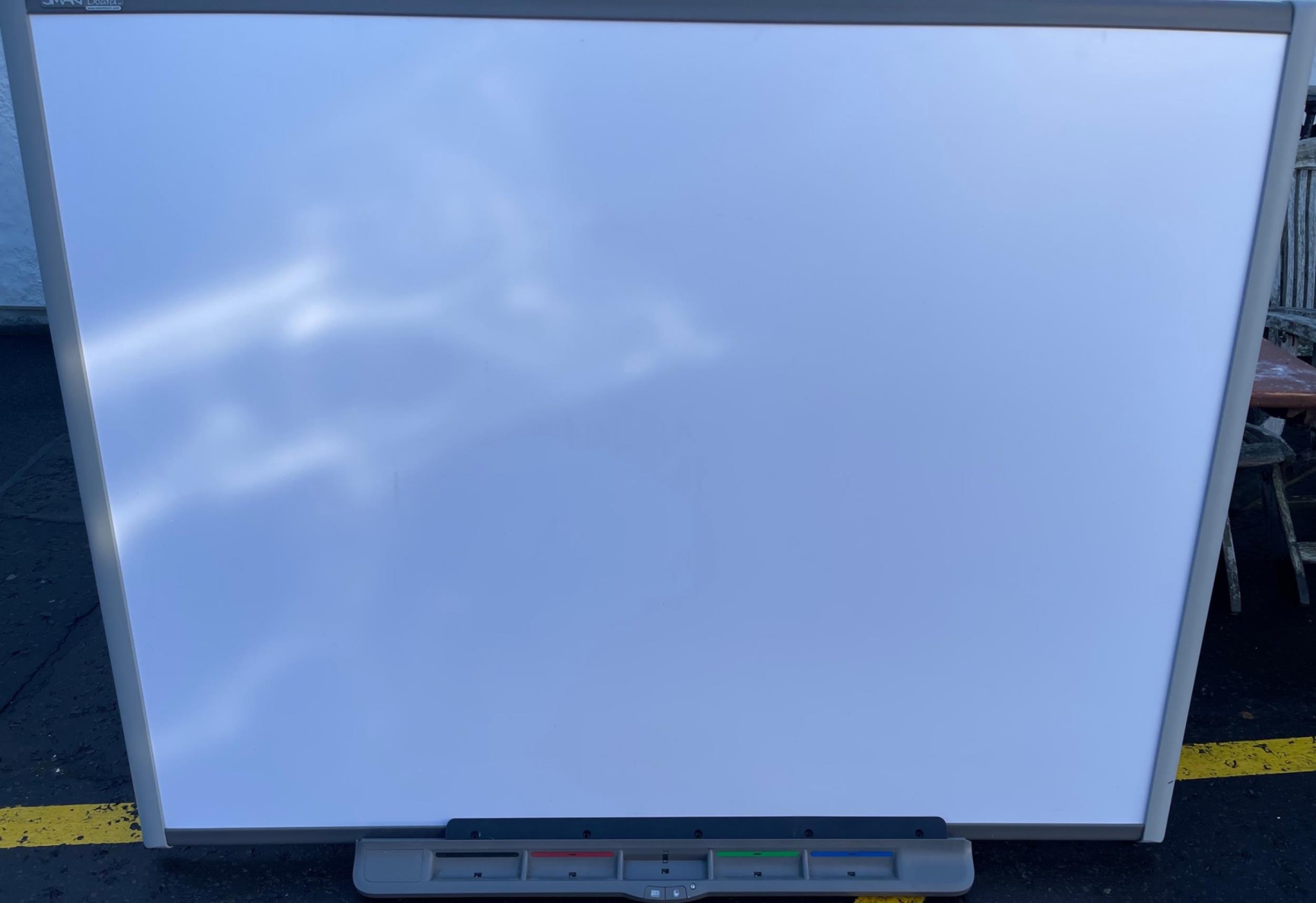 Peebles High School Fund Raising - SMARTBOARD 680 Classroom Displays ...