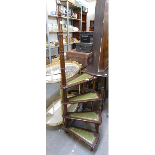 A SET OF LATE TWENTIETH CENTURY MAHOGANY AND GREEN TOOLED LEATHER ...