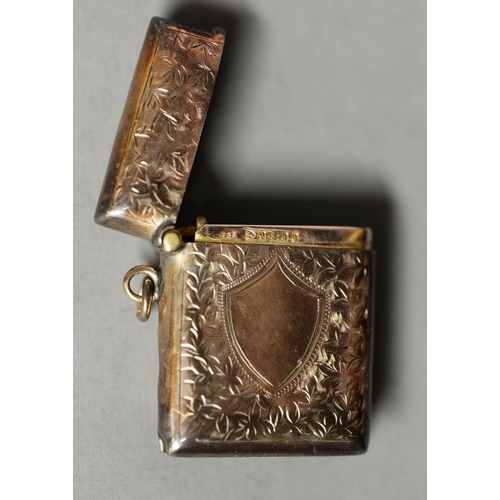 EDWARDIAN 9ct GOLD VESTA BOX, rectangular with all-over engraved ...