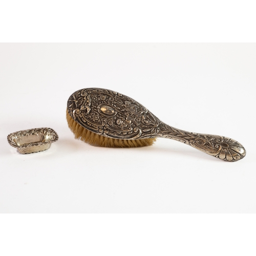 LATE VICTORIN EMBOSSED SILVER CLAD DRESSING TABLE HAIR BRUSH, decorated ...
