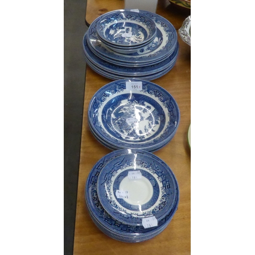 CHURCHILL POTTERY BLUE AND WHITE WILLOW PATTERN DINNER WARES, 24 PIECES