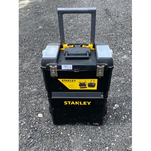 Tool box tower and tools - Viewing section: S8