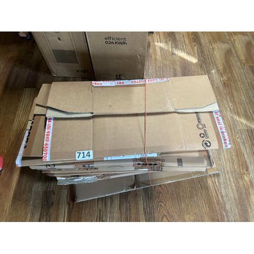 Selection of used boxes