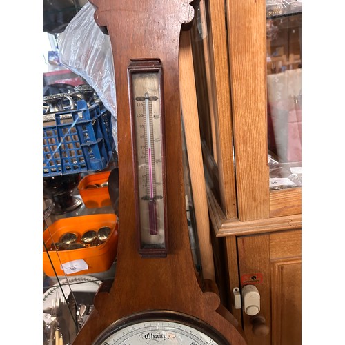 Large barometer
