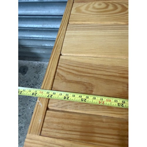 Storage box on castors with drawers