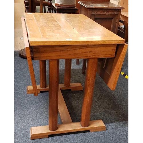 OAK ARTS & CRAFT DROP FLAP TABLE