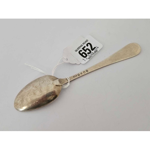 VICTORIAN EDINBURGH SILVER SPOON