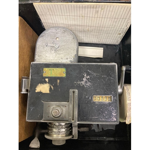 1 SETRIGHT BUS TICKET MACHINE WITH BOX #020 WITH STRAP & BAG