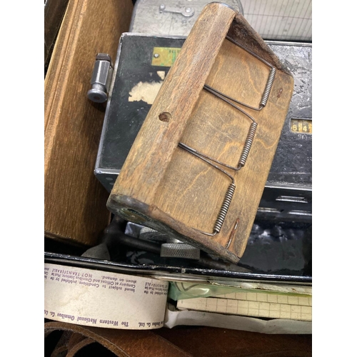 1 SETRIGHT BUS TICKET MACHINE WITH BOX #020 WITH STRAP & BAG