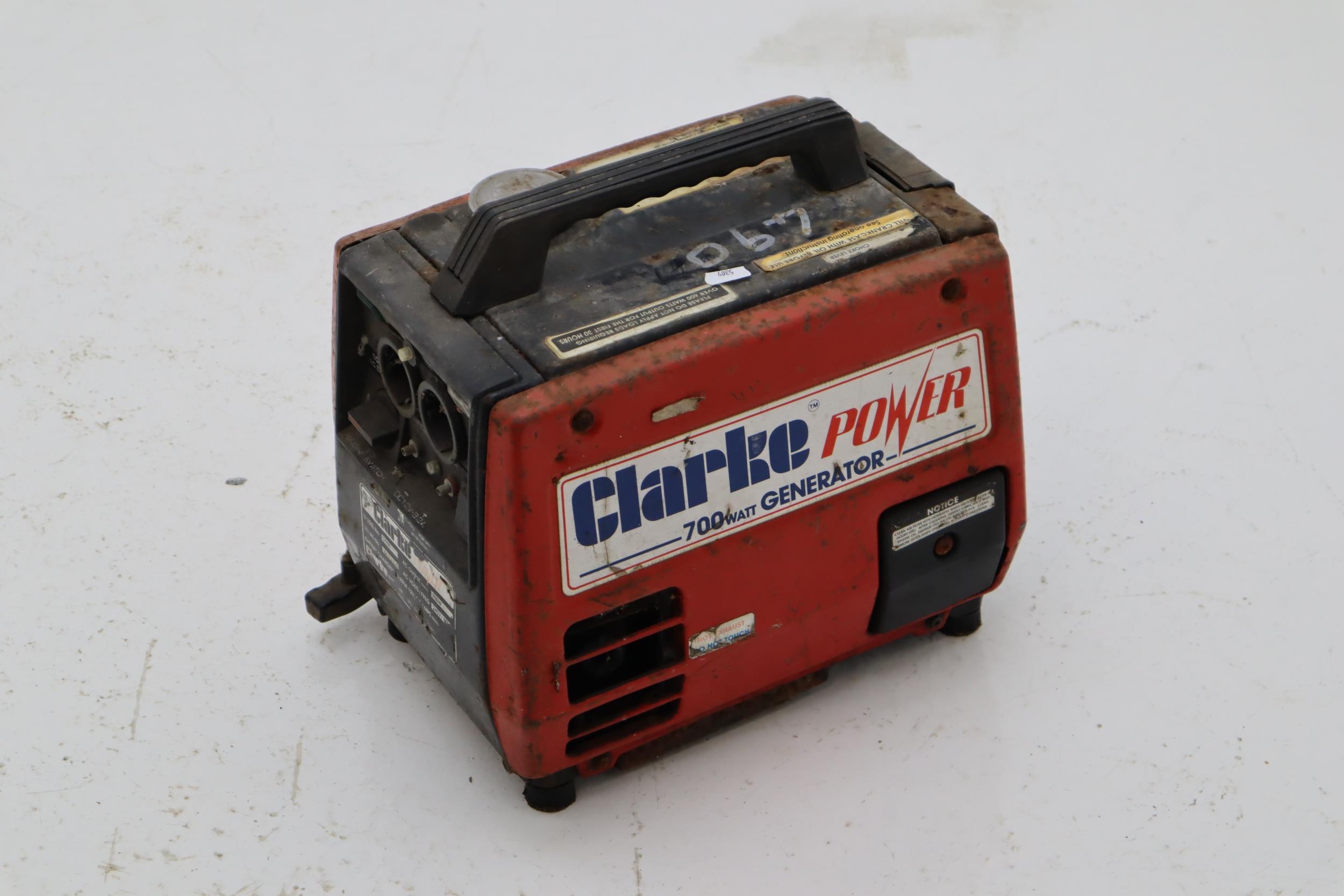 A Clarke Power 700W Generator, For Spares and Repairs. Good Compression.